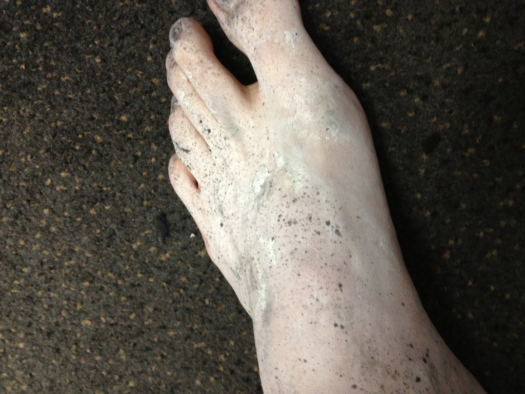 Contortion in Scary Movie 5 | Scot Nery's Blog